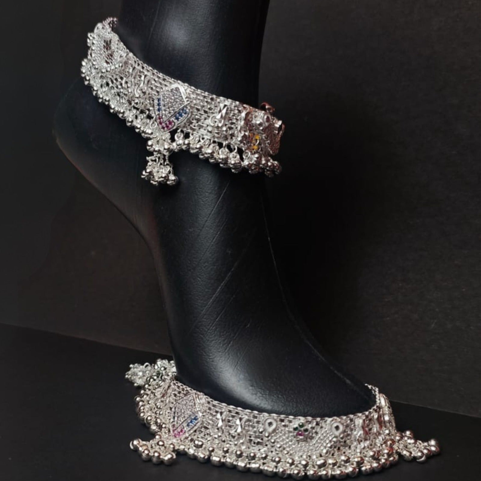 Regal Silver Charm Payal – Zever4u